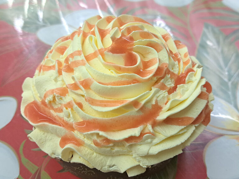 Guava cake with Lilikoi cream & guava drizzle – Kona Kakes